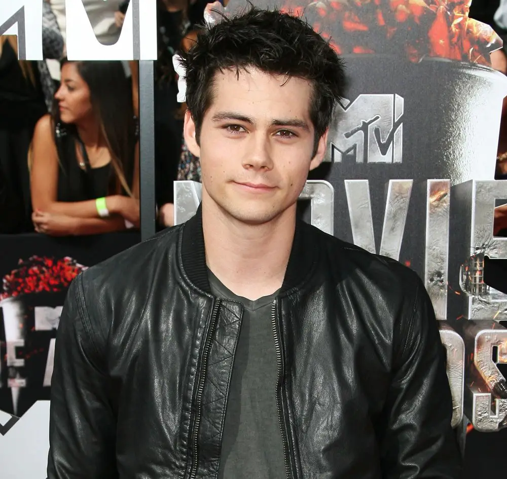 dylan-o-brien-mtv-movie-awards-2014-01 - Fringues de séries