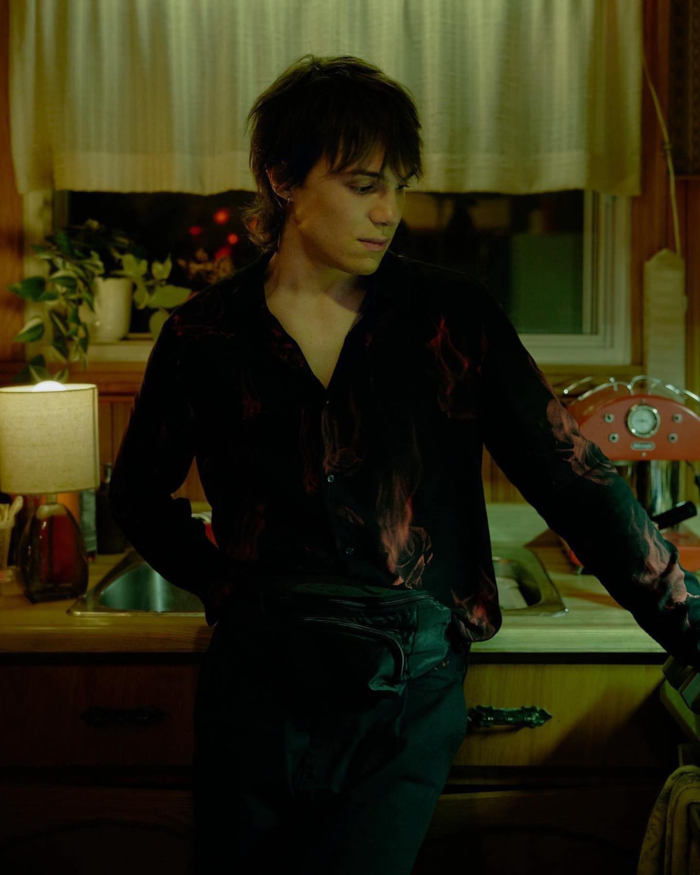 SÉRIE : Lenni-Kim, transgenre ? - Fringues de séries